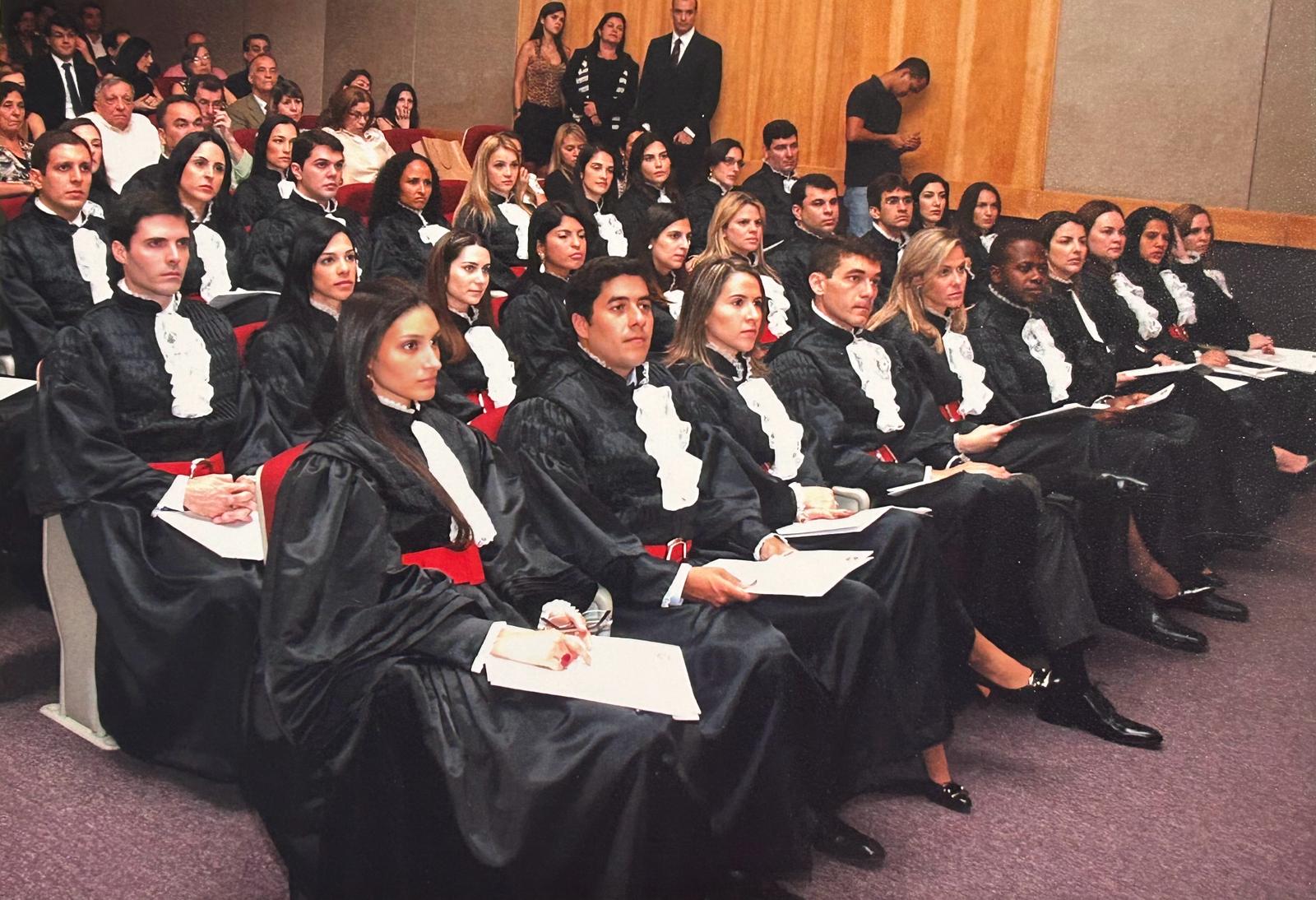 Integrantes do 32º Concurso do MPRJ celebram 12 anos de atuação – AMPERJ